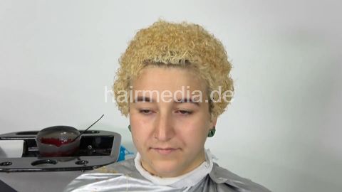 Angelina Tag 1 - Angie coloring red – hairmedia.de