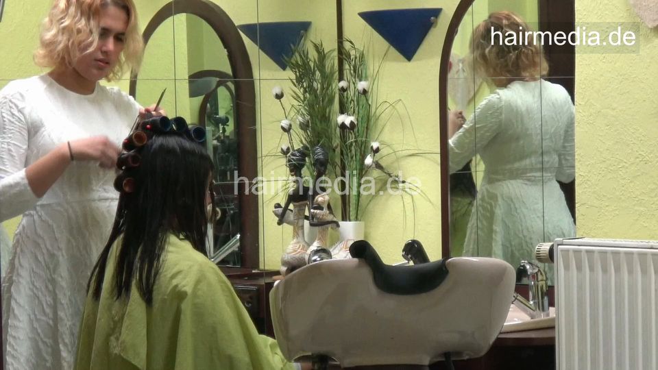 6231 AntoniaMZ by barber 3 controlled set by Nora – hairmedia.de